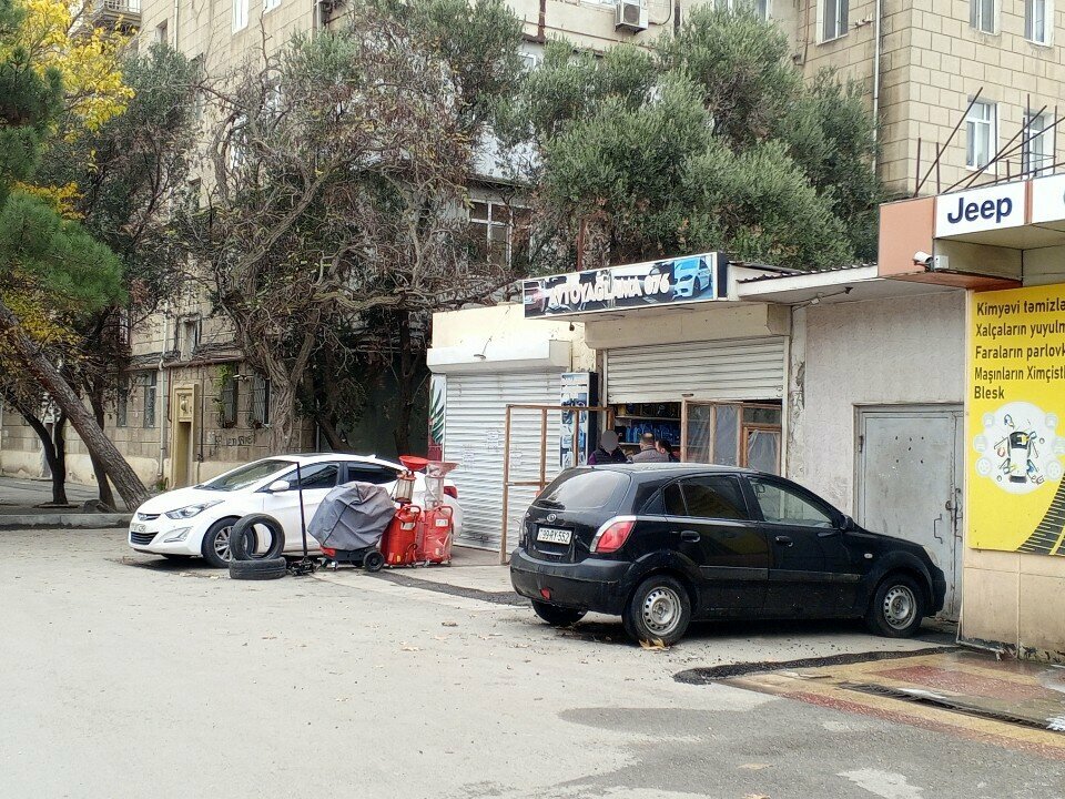 Express yağ değişim noktası Avto Yağlama 076, Bakü, foto