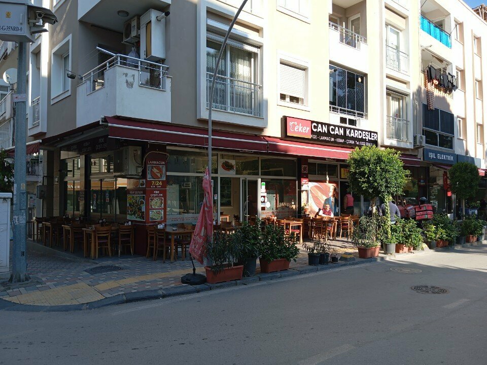 Kafe Can Can Kardeşler Pide, İzmir, foto