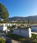 Gemlik Yeni Mezarlık (Bursa, Gemlik), yönetim ofisi  Gemlik'ten