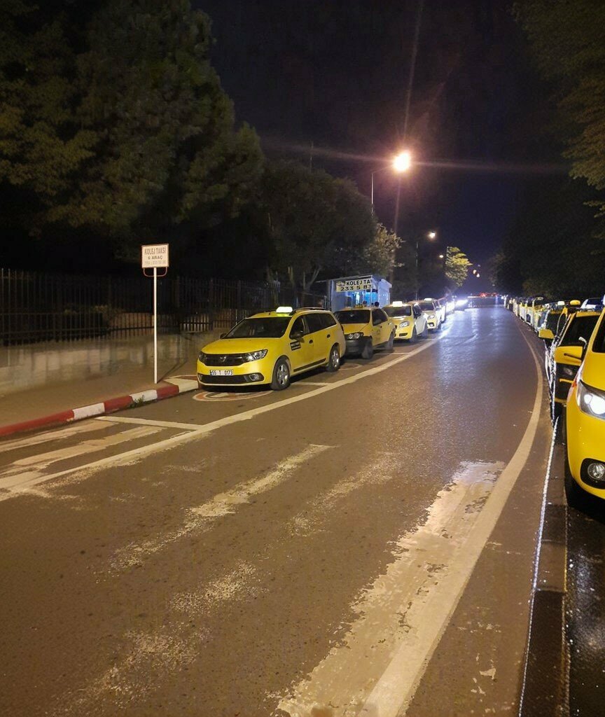 Taksi durağı Kolej Taksi, Samsun, foto