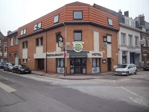 Hotel Restaurant La Cuisin (Place de la République No:20, Dunkerque), otel  Coudekerque‑Branche'tan