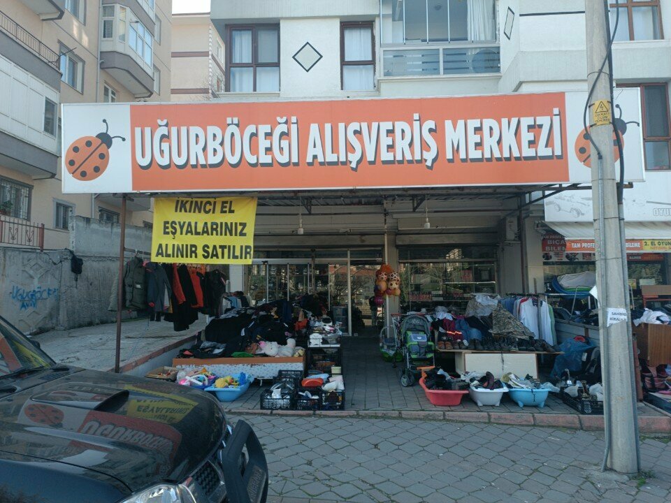 Ucuzluk mağazası Uğurböceği Alışveriş Merkezi, Ankara, foto