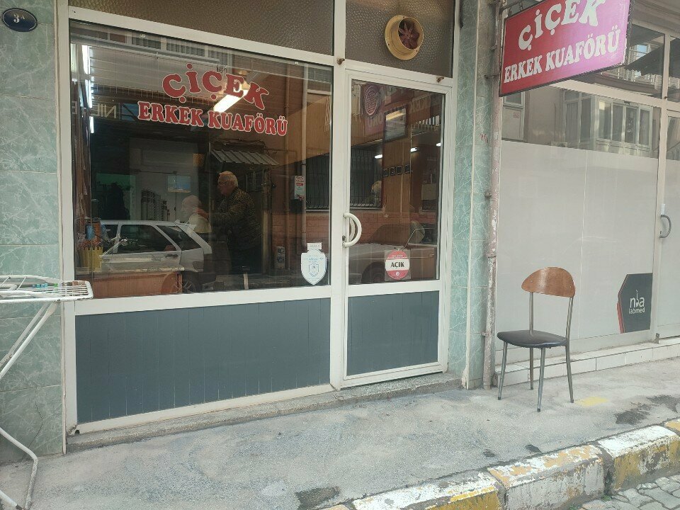 Berberler Çiçek Erkek Kuaförü, İzmir, foto