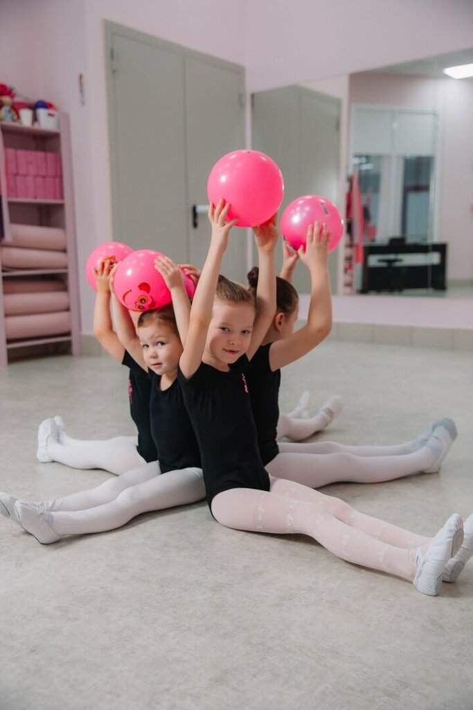 Dans okulları Russki Ballet, Krasnoyarsk, foto