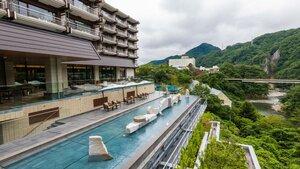 Kinugawa Onsen Nikko Kinugawa Hotel Mikazuki (Tochigi Prefecture, Nikko), otel  Nikko'dan