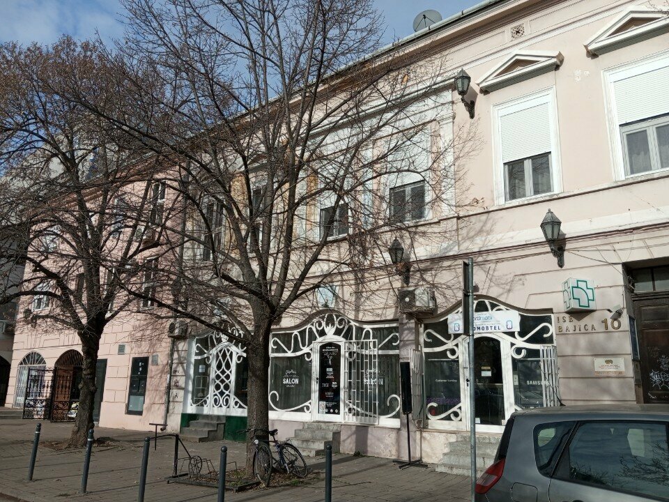 Güzellik salonu Kettik, Novi Sad, foto