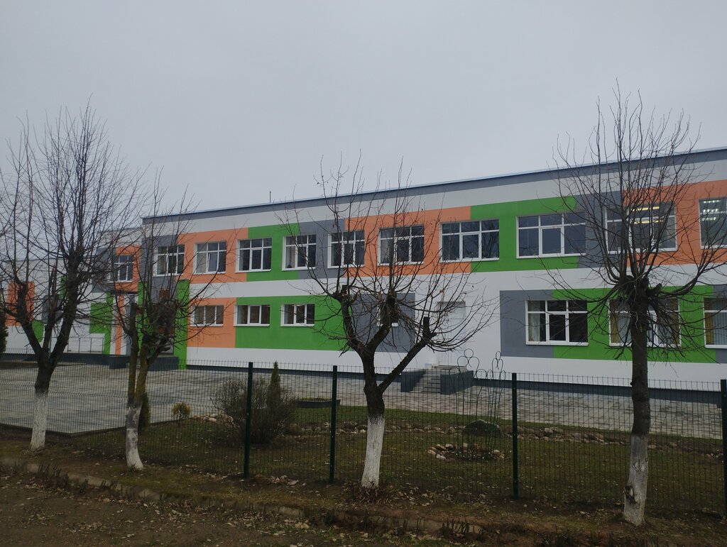 Ortaokul Острошицкий учебно-педагогический комплекс детский сад-средняя школа, Minskaya oblastı, foto