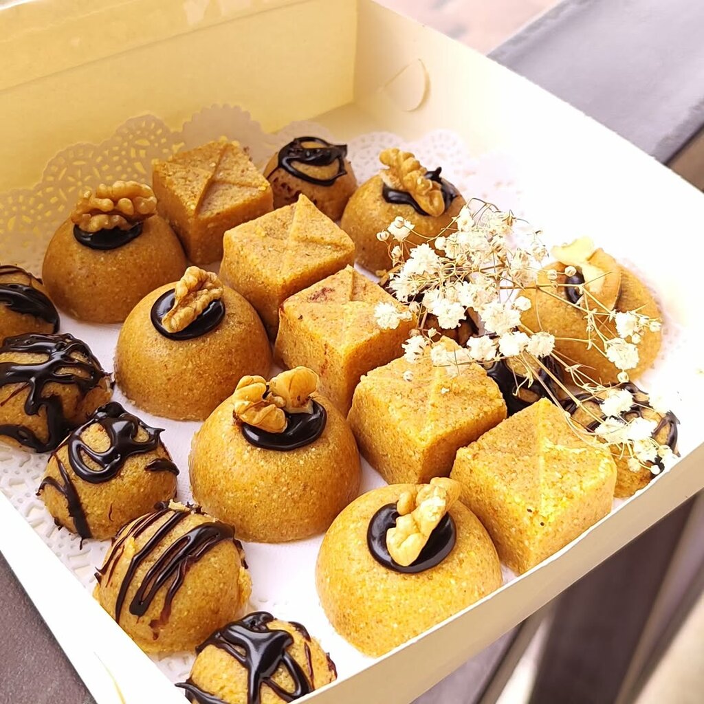 Kahve dükkanları Pekarnaya Skazka, Kentav, foto