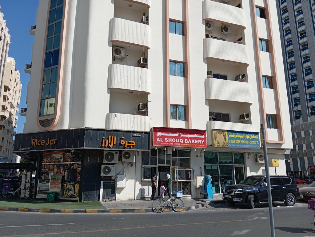 Perde ve korniş üreticileri Al Mukhtasoon Furniture and Curtains Trading, Sharjah, foto