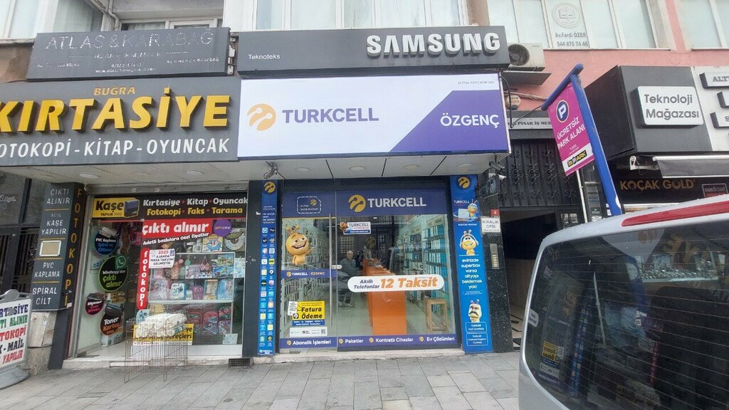 Cep telefonu ve aksesuarları satış mağazaları Özgenç Iletişim, İstanbul, foto