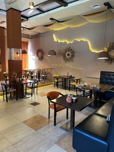 Вел&ком (Sovetskaya ulitsa No:18, posyolok gorodskogo tipa Mostovskoy), kafe  Krasnodarski krayından