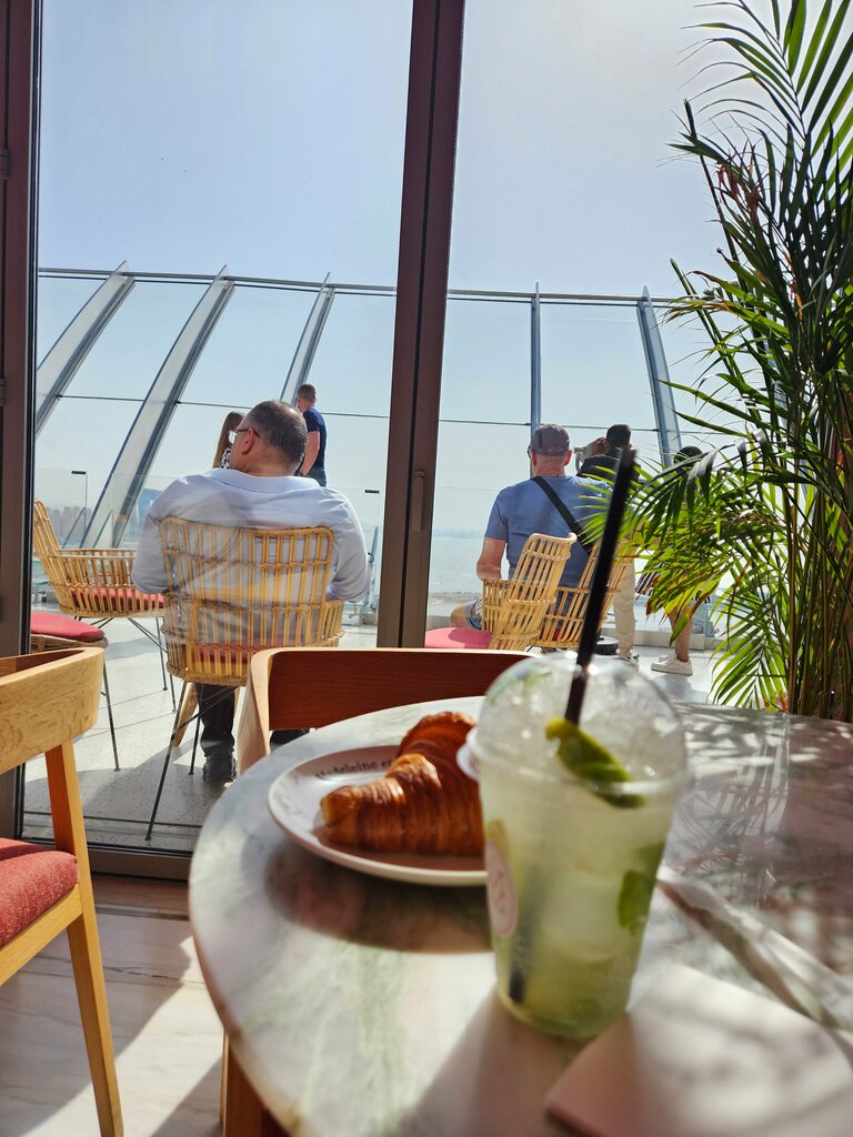 Pasta, şekerleme ve tatlı Madeleine Et Marcel, Dubai, foto