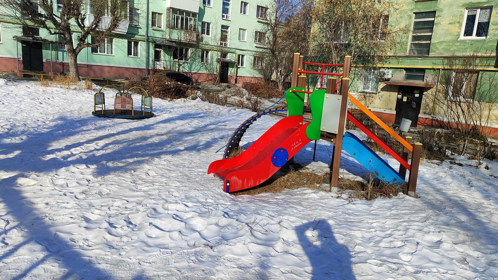 Oyun alanı Playground, Snejinsk, foto