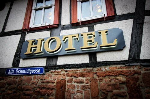 Otel Hotel und Restaurant Zum Löwen, Gelnhausen, foto
