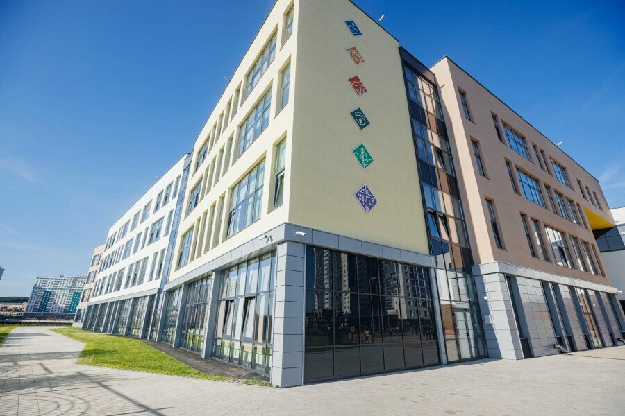 Ortaokul Школа № 300 Перспектива, Yekaterinburg, foto