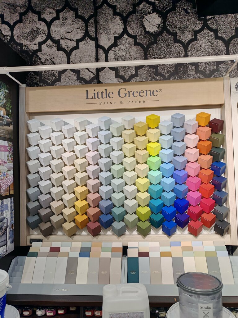 Boya ve cila malzemeleri üretim ve satış yerleri Paint Hygge, Moskova, foto