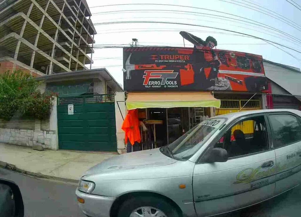 i̇nşaat gereçleri Ferreteria Ferrotools, Cochabamba, foto