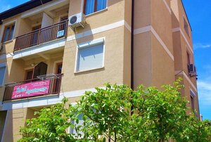 Bakal Apartments (Jane Sandanski Street 9v,6000 Ohrid,), otel  Ohri'den
