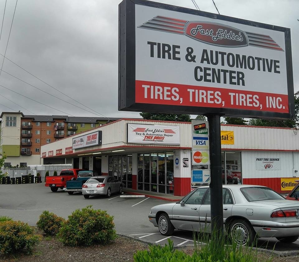 Express yağ değişim noktası Fast Eddie's Tire Pros, Everett, foto