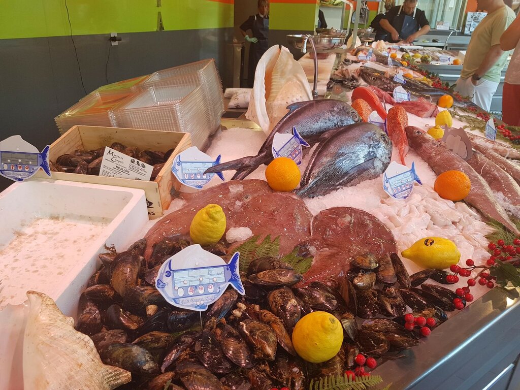 Balık çiftçiliği ve toptancıları Pescaderías Amelia, Logrono, foto
