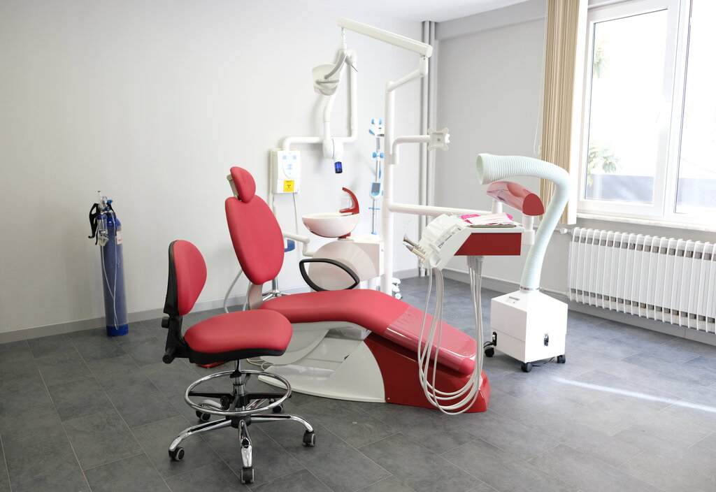 Özel ağız ve diş sağlığı klinikleri ve muayenehaneleri Diş Hekimi Tuğba Duymaz, İstanbul, foto