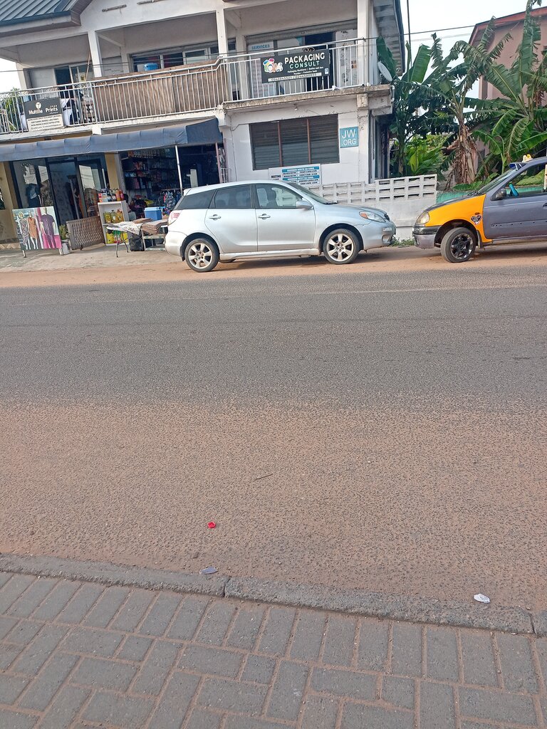 Dini dernekler Jehovah's Witnesses Kingdom Hall, Akra, foto