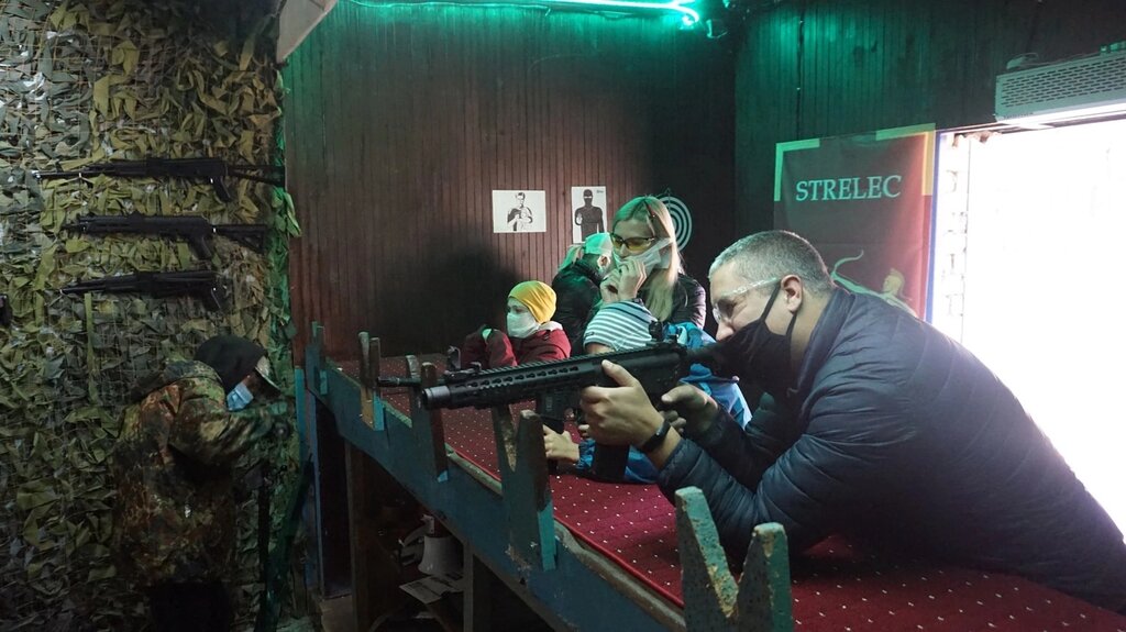 Atıcılık ve okçuluk kulüpleri ve atış alanları Shooting gallery “Strelec”, Dzerjinsk, foto