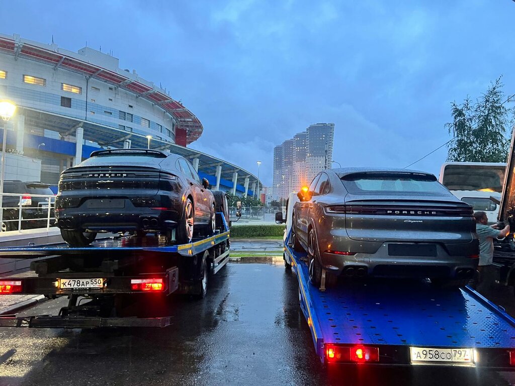 Çekici hizmeti Sluzhba evakuatsii avtomobiley, Moskova, foto