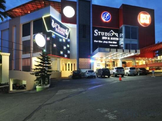 Otel Studio Inn & Suites, Semarang, foto
