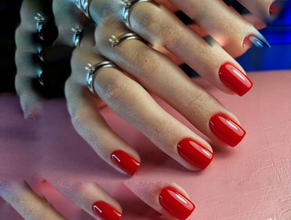 Manikür-pedikür Russian Manicure, Moskova, foto