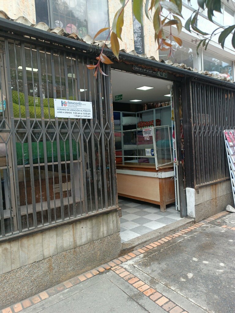 Mefruşat Hermoditex, Bogota, foto