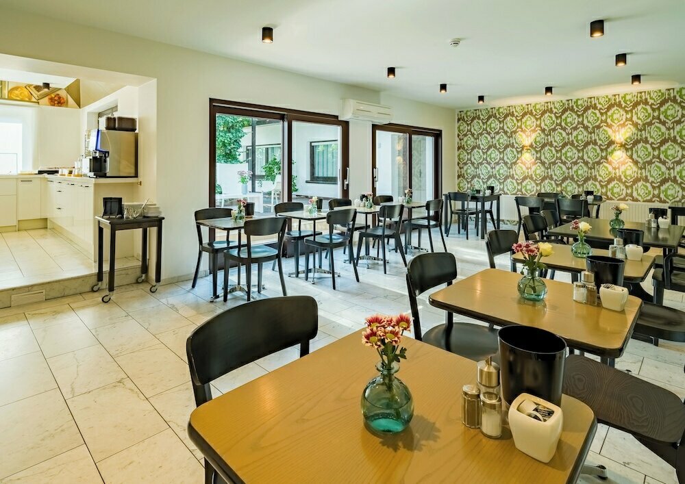 Otel Rugs Hotel Koln, Köln, foto