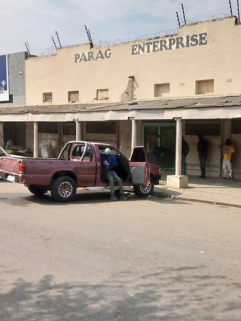 Yapıştırıcı üreticileri Parag Enterprises, Lusaka, foto
