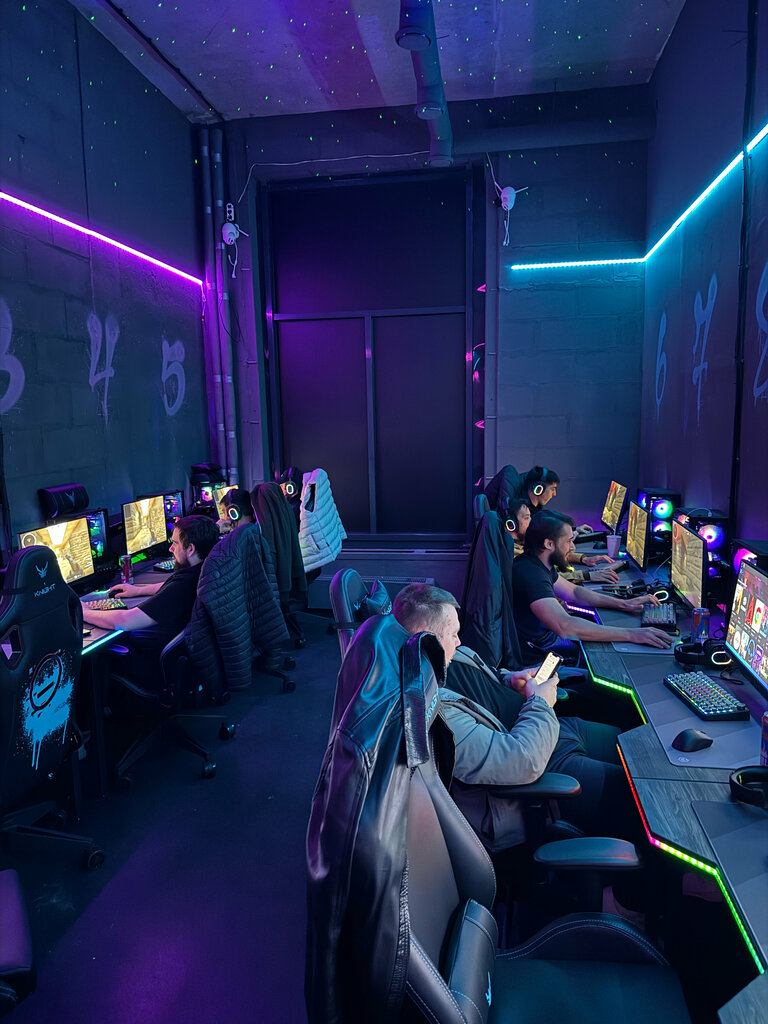 Bilgisayar kulübü Shift Game, Saint‑Petersburg ve Leningradskaya oblastı, foto