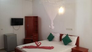 Oasis Beach Resort (No. 31, Poruthota Road, Ettukala, Negombo), otel