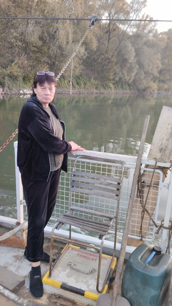 Benzin istasyonu Čerpací stanice, Orta Bohemya Bölgesi, foto