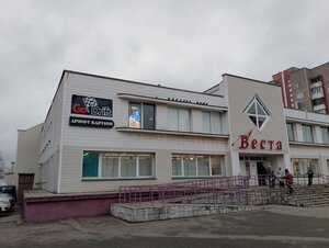 Go Drift (Maladziožnaja vulica No:160А), eğlence merkezleri  Navapolatsk'tan