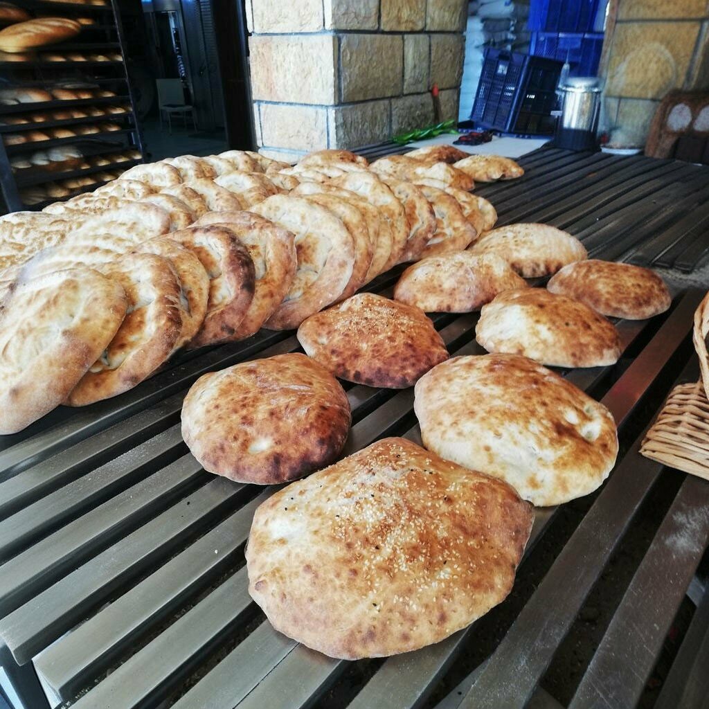 Ekmek fırını Lale Unlu Mamullerı, Erdemli, foto