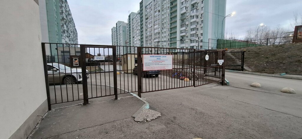 Bina, site yönetimi ТСЖ ЖК Дубль, Saratov, foto
