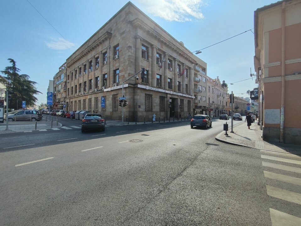 ATM'ler Banca Intesa, Belgrad, foto