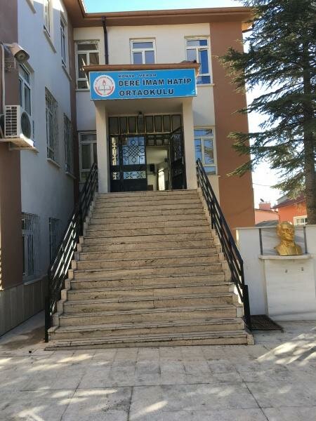 Ortaokul Dere İmam Hatip Ortaokulu, Konya, foto