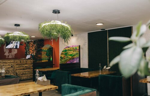 Kafe Kayfuem sushi, Balahna, foto