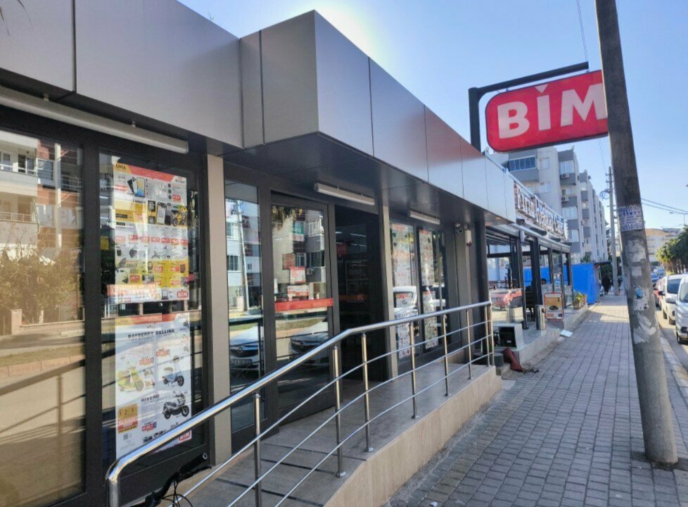 Süpermarket Bim, Antalya, foto