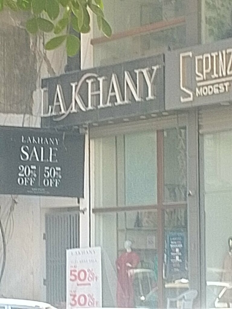 Giyim mağazası Lakhany, Karaçi, foto