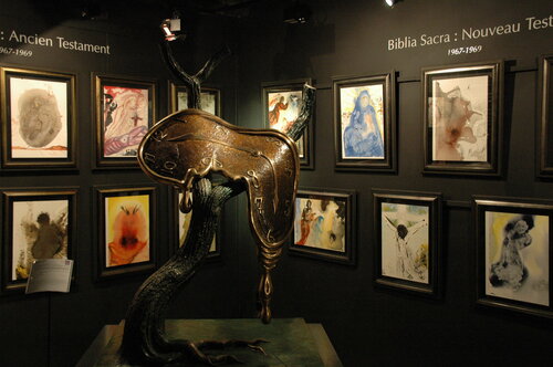 Sergi salonları, galeriler Espace Dali Gallery Paris, Paris, foto