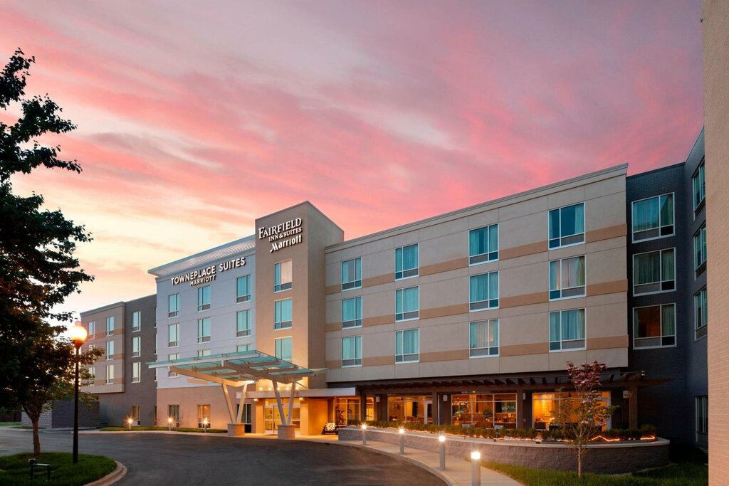 Otel TownePlace Suites by Marriott Louisville Northeast, Louisville, foto