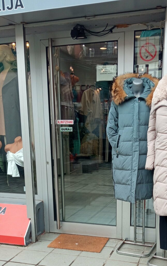 Giyim mağazası Nasa talija, Belgrad, foto