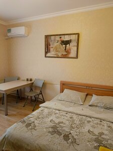 Guesthouse Taymirskaya 12 (Taymyrskaya ulitsa No:12), otel  Krasnodar'dan