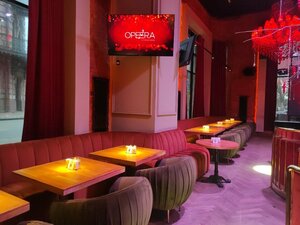 Opera (Sverdlova Street No:5), restoran  Astrahan'dan