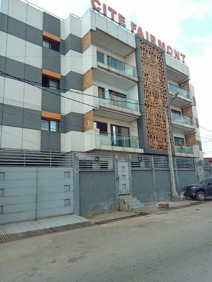 Konut blokları Immeuble Cite Fairmont, Abican, foto